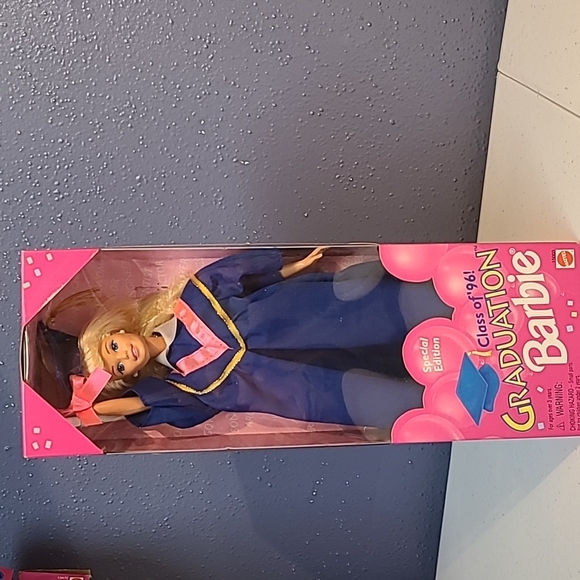 Barbie | Toys | Special Edition Class Of 96 Graduation Barbie 503 Nib ...